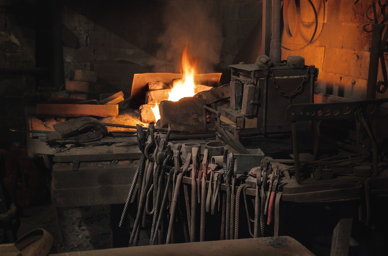 Open Die vs Closed Die Forging: Key Differences in the Automotive Industry